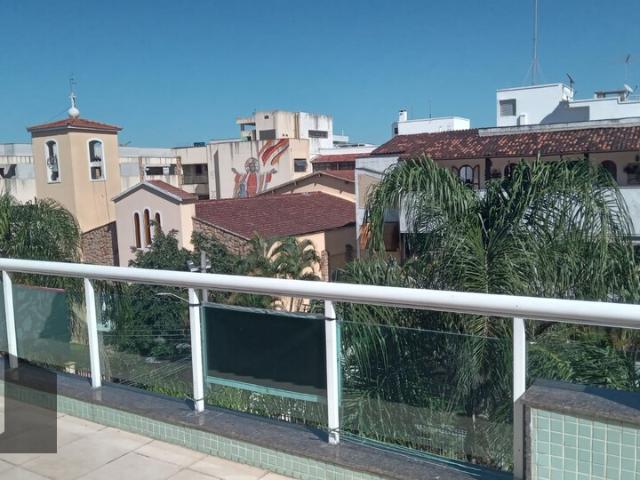 Cobertura para Aluguel com 3 quartos, 203 m² por R$ 4.500