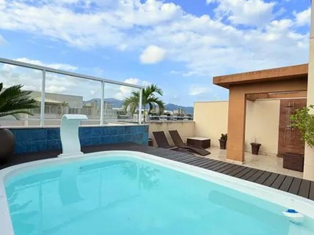 Cobertura para Aluguel com 3 quartos, 230 m² por R$ 10.000
