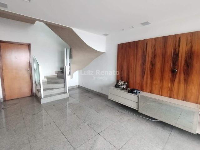 Cobertura para aluguel, 4 quartos, 245m² de área no Colégio Batista