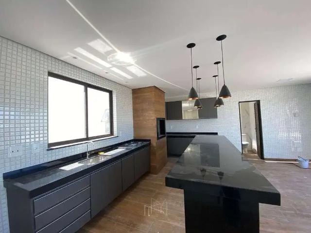 Cobertura para Locação em Cabo Frio/RJ Vila Nova 5 Quartos