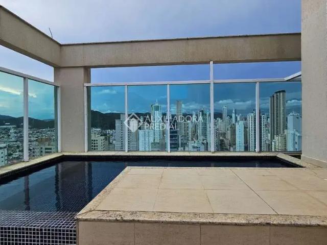 Cobertura para Locação em Balneário Camboriú/SC Centro 3 Quartos