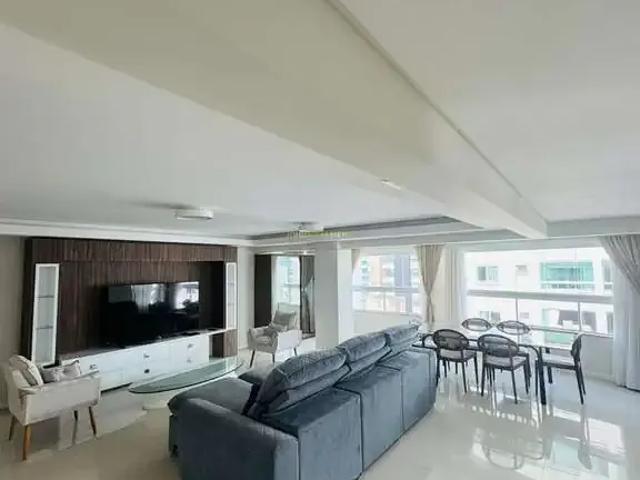 Cobertura para Locação em Balneário Camboriú/SC Centro 4 Quartos