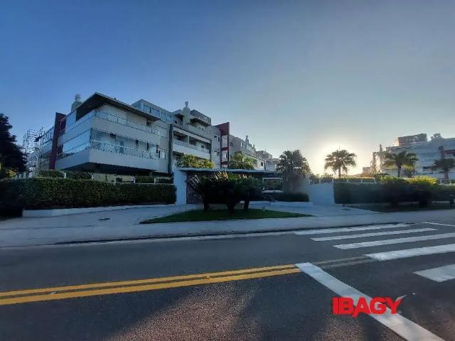 Cobertura para Locação em Florianópolis/SC Campeche 2 Quartos