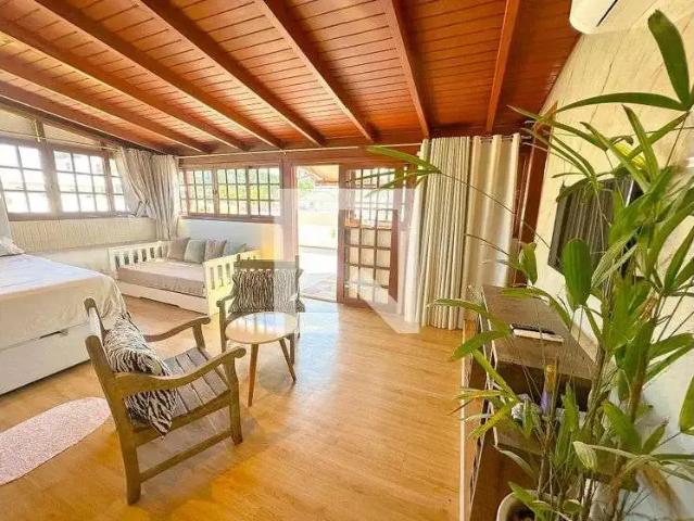 Cobertura para Locação em Florianópolis/SC Canasvieiras 1 Quartos