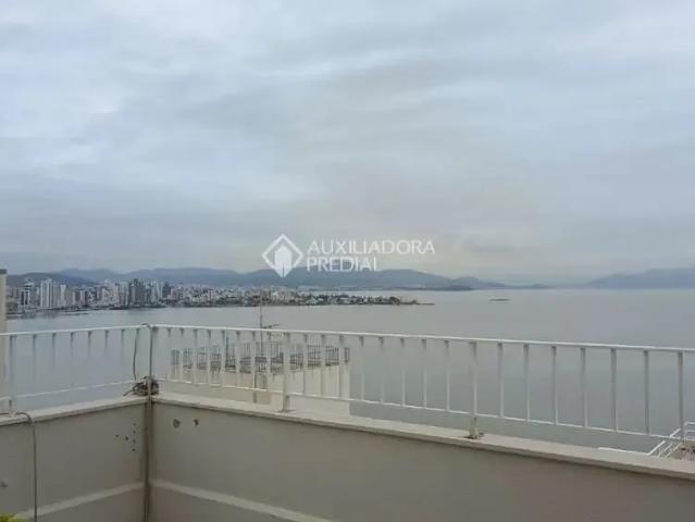 Cobertura para Locação em Florianópolis/SC Centro 2 Quartos