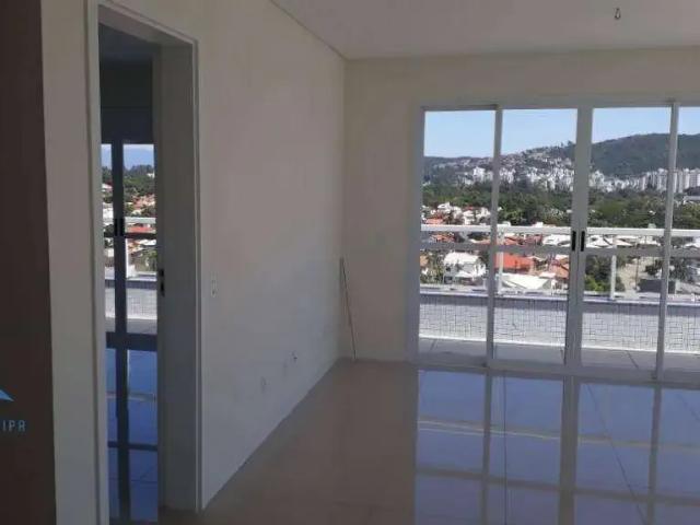 Cobertura para Locação em Florianópolis/SC Parque São Jorge 1 Quartos