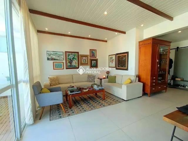 Cobertura para Locação em Florianópolis/SC Rio Tavares 2 Quartos