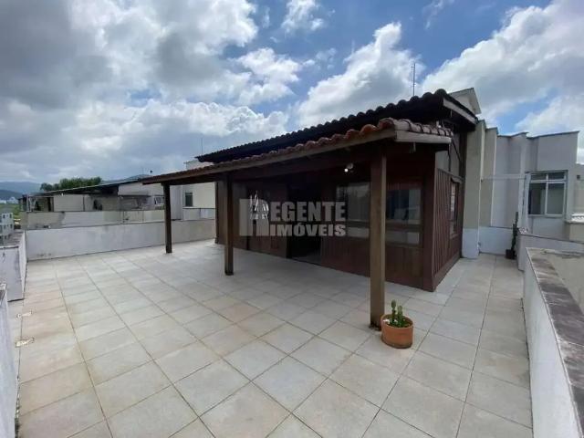Cobertura para Locação em Florianópolis/SC Trindade 2 Quartos