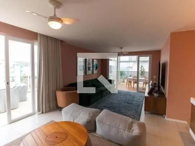 Cobertura para Locação em Niterói/RJ Piratininga 3 Quartos