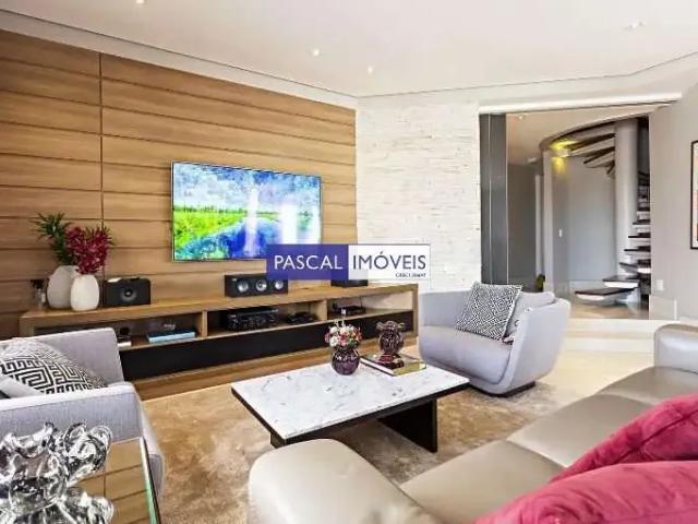 Cobertura para Locação em São Paulo/SP Campo Belo 5 Quartos