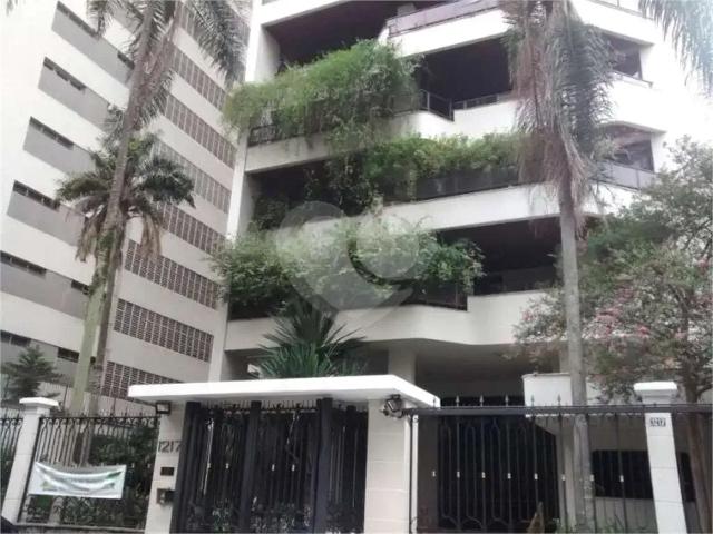 Cobertura para Locação em São Paulo/SP Cerqueira César 5 Quartos