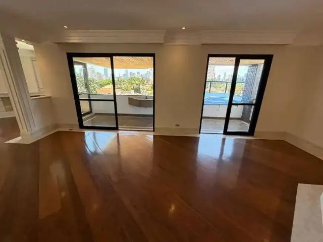 Cobertura para Locação em São Paulo/SP Cidade Monções 3 Quartos