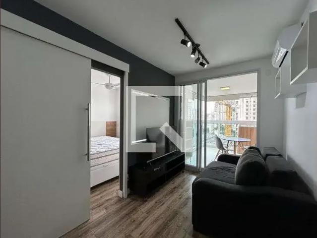 Cobertura para Locação em São Paulo/SP Aclimação 1 Quartos