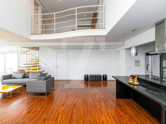 Cobertura para Locação em São Paulo/SP Brooklin 2 Quartos
