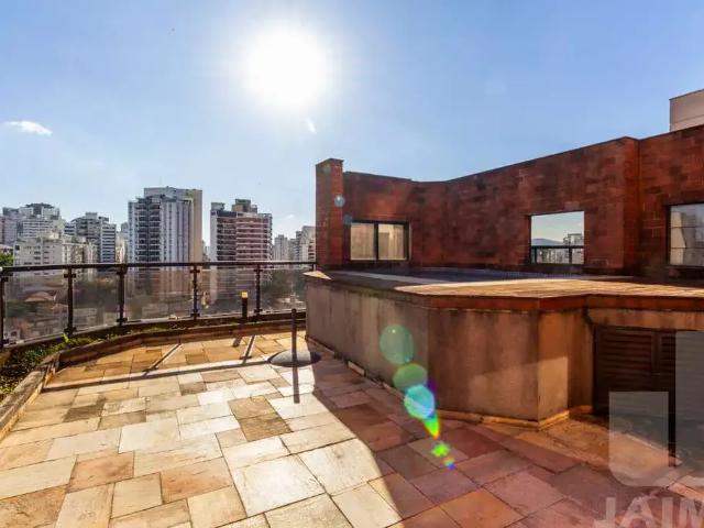 Cobertura para Locação em São Paulo/SP Higienópolis 4 Quartos