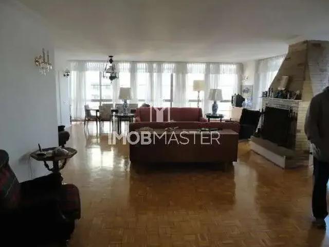 Cobertura para Locação em São Paulo/SP Jardim América 3 Quartos