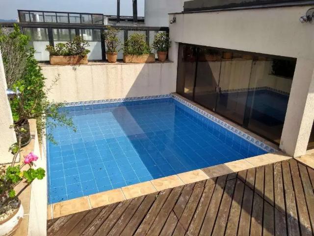 Cobertura para Locação em São Paulo/SP Morumbi 3 Quartos