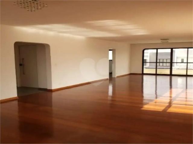 Cobertura para Locação em São Paulo/SP Santo Amaro 5 Quartos