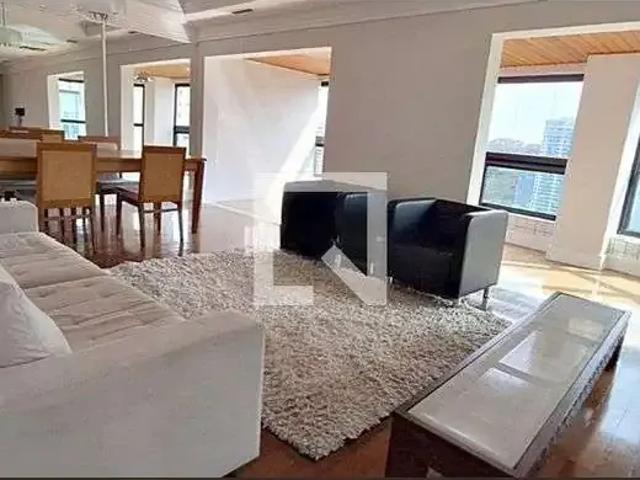 Cobertura para Locação em São Paulo/SP Panamby 4 Quartos