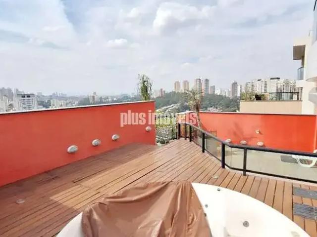 Cobertura para Locação em São Paulo/SP Panamby 4 Quartos