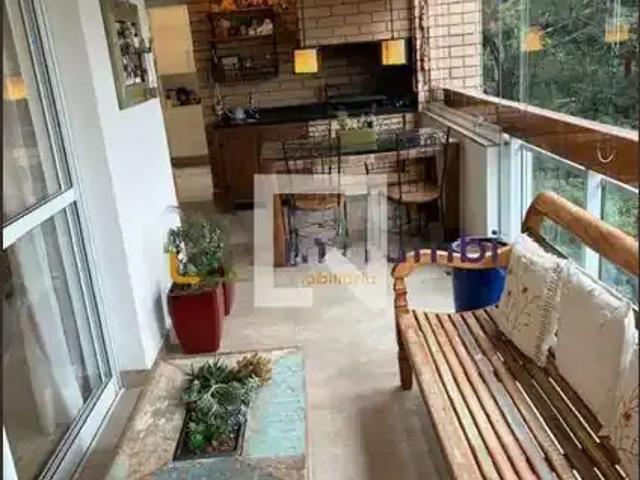 Cobertura para Locação em São Paulo/SP Panamby 3 Quartos