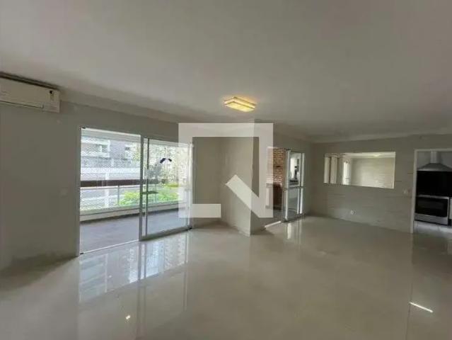 Cobertura para Locação em São Paulo/SP Panamby 3 Quartos
