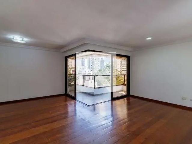 Cobertura para Locação em São Paulo/SP Vila Andrade 4 Quartos