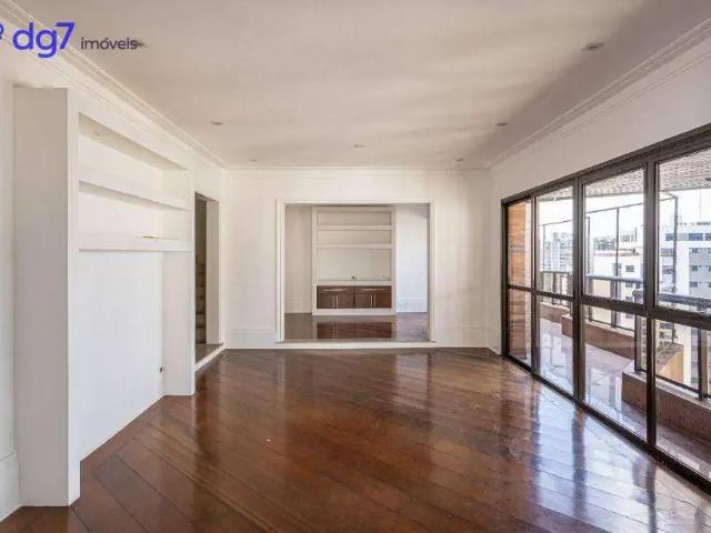 Cobertura para Locação em São Paulo/SP Vila Andrade 6 Quartos