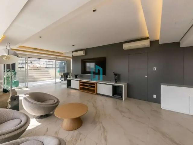 Cobertura para Locação em São Paulo/SP Vila Nova Conceição 4 Quartos
