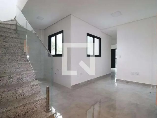 Cobertura para Locação em Santo André/SP Paraíso 2 Quartos