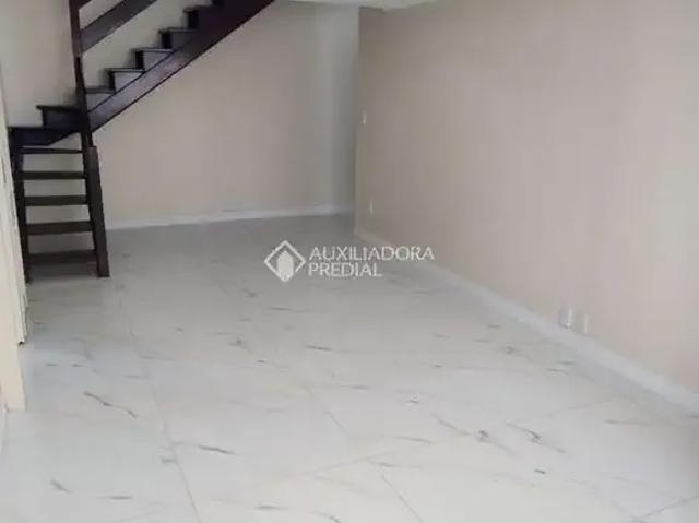 Cobertura para Locação em Porto Alegre/RS Cavalhada 3 Quartos
