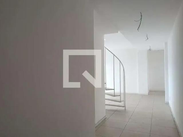 Cobertura para Locação em Rio de Janeiro/RJ Taquara 2 Quartos