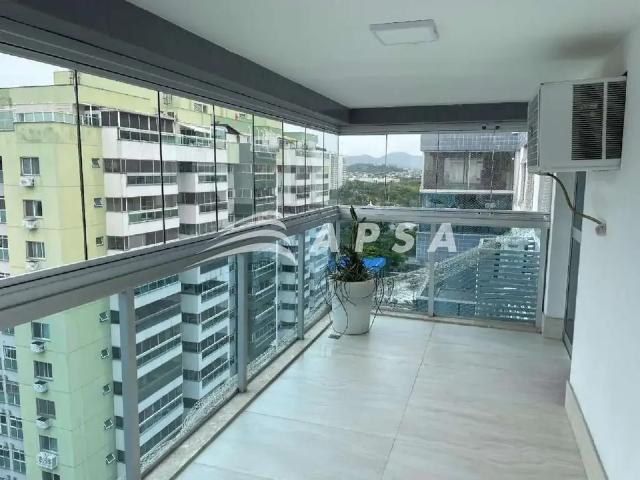 Cobertura para Locação em Rio de Janeiro/RJ Jacarepaguá 4 Quartos