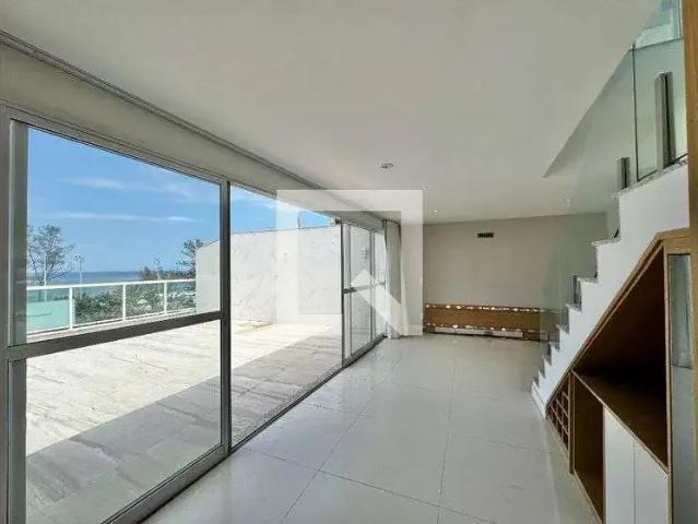 Cobertura para Locação em Rio de Janeiro/RJ Recreio dos Bandeirantes 3 Quartos