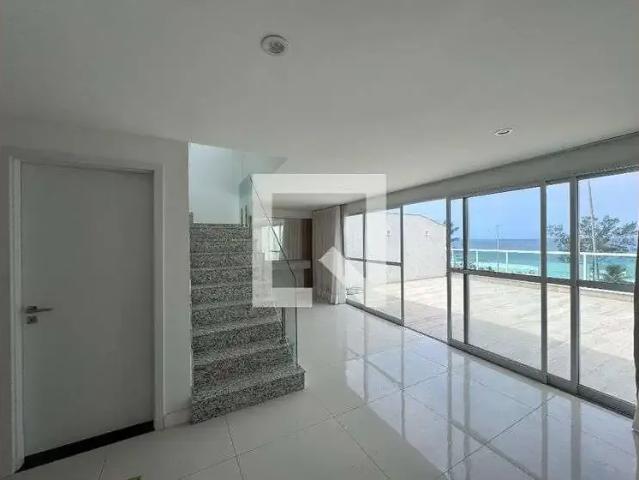 Cobertura para Locação em Rio de Janeiro/RJ Recreio dos Bandeirantes 3 Quartos