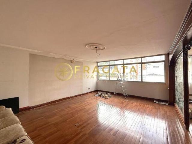 Cobertura para reforma com 370m² 4 suítes, terraço com churrasqueira