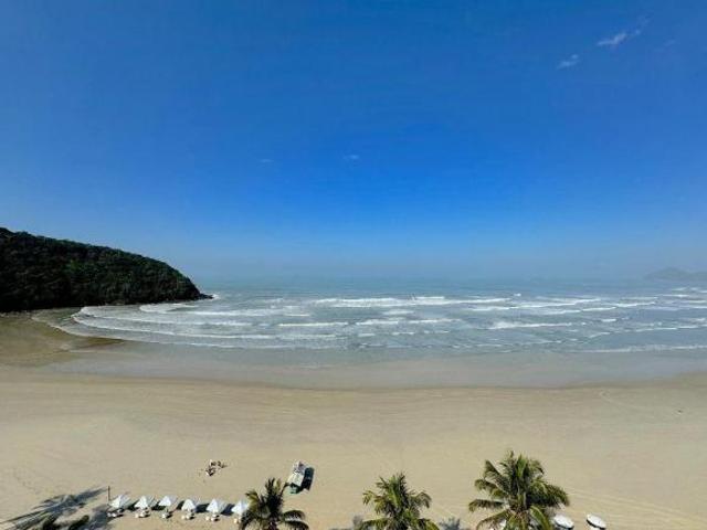 Cobertura pé na areia à venda em São Lourenço, Bertioga