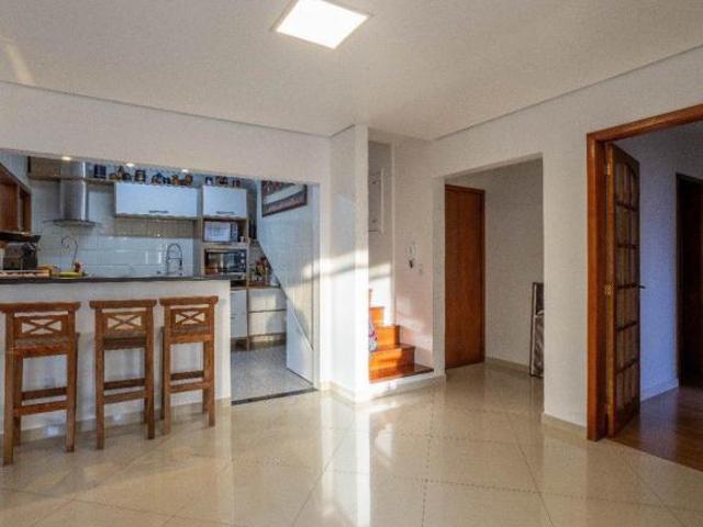 Cobertura pensada nos mínimos detalhes no bairro Planalto