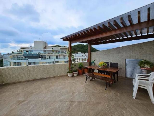 Cobertura Pent House à venda na Praia das Pitangueiras Guarujá/SP