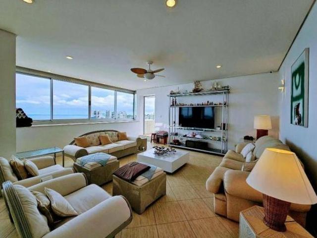 Cobertura Pent House à venda na Praia das Pitangueiras Guarujá/SP