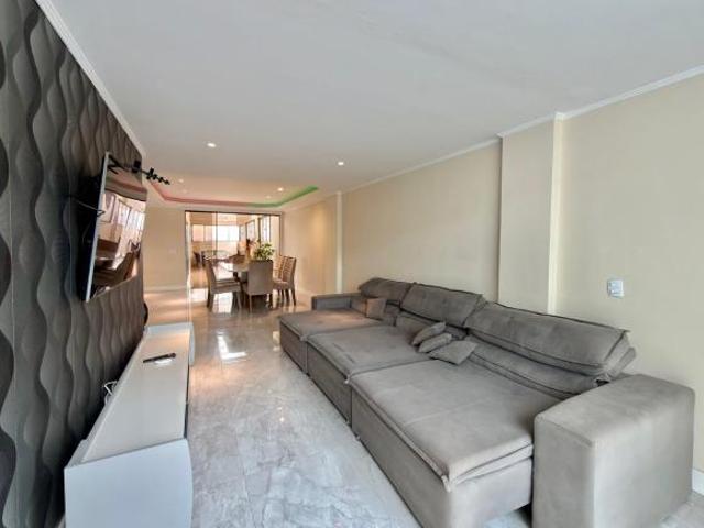 Cobertura / Penthouse à Venda, Asturias, Guarujá, SP | Qvista Inteligência Im.