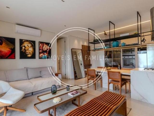 Cobertura Penthouse com148 m², 2 quartos sendo 2 suítes à venda no bairro Vila Olímpia