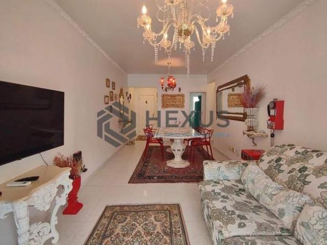 Cobertura Penthouse com varanda e lazer na Enseada, Guarujá