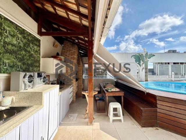 Cobertura Penthouse com piscina e área gourmet na Praia da Enseada, Guaruja