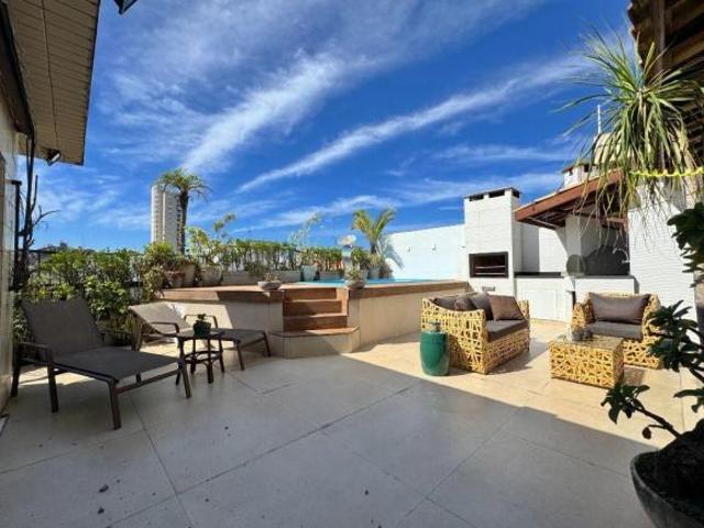 Cobertura Penthouse com piscina e espaço gourmet, 3 quartos sendo 1 suíte, 2 vagas à venda, 162 m²