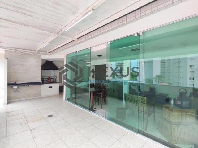 Cobertura Penthouse reformada com varanda gourmet e despesas baixas na Praia das