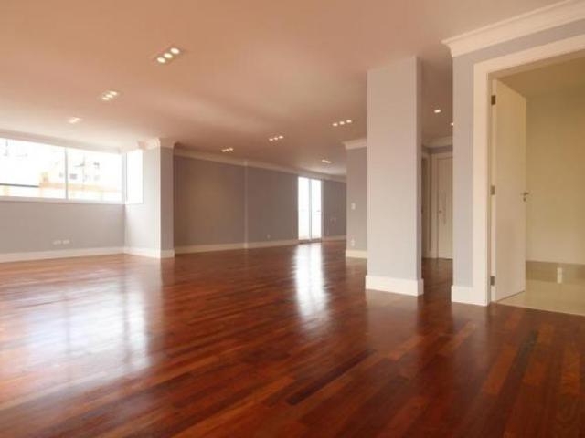Cobertura Penthouse 381m² 4 Quartos sendo 2 suítes, 2 Vagas à Venda por R$ 4.500.000,00 ou Aluguel p