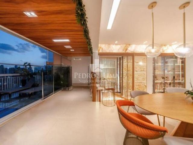 Cobertura Praça das Aguas 340 mts 4 suites 4 vagas