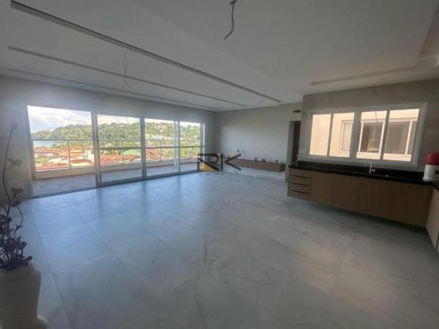 COBERTURA PRAIA DAS TONINHAS COM 3 DORMITÓRIOS SENDO 2 SUÍTES,1 LAVABO, VARANDA GOURMET COM CHURRASQ