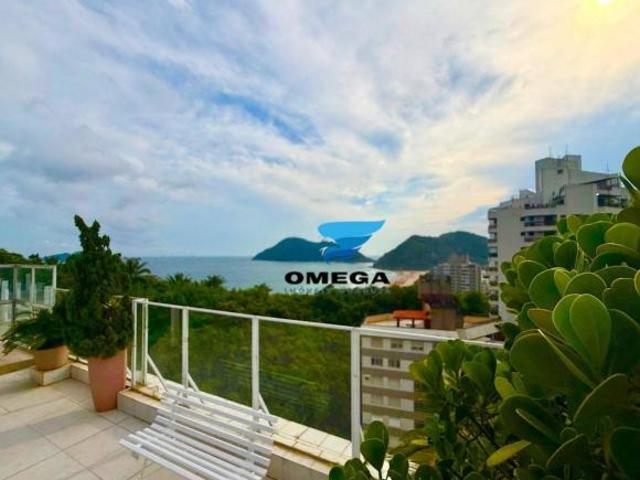Cobertura Reformada à venda na praia das Astúrias no Guarujá I Omega Imoveis